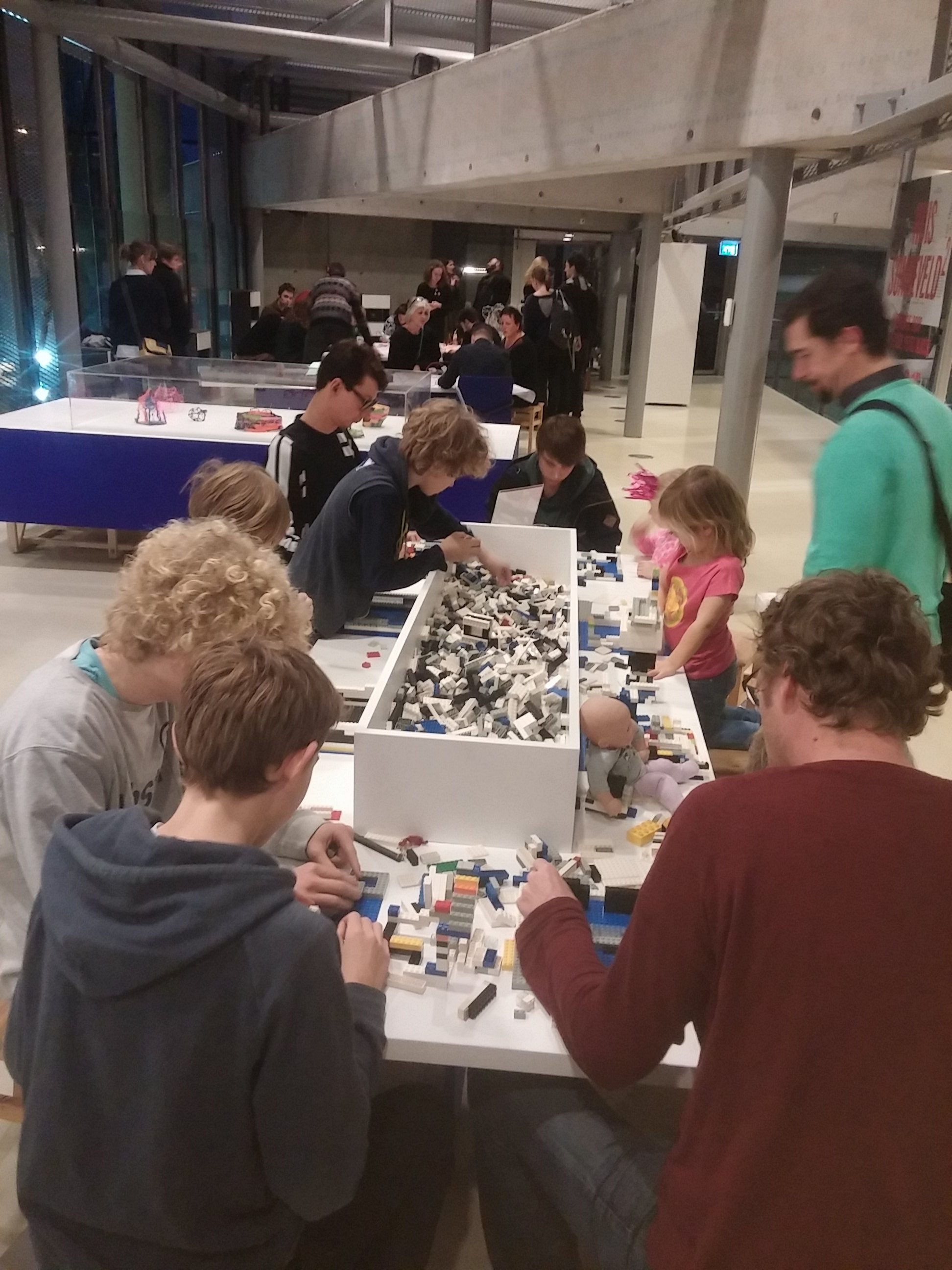 3D printed lego blocks based on historic architecture – Tijmen Schep